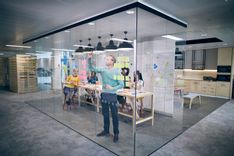 Neoway e B3 lançam programa para alavancar startups: veja como vai ...